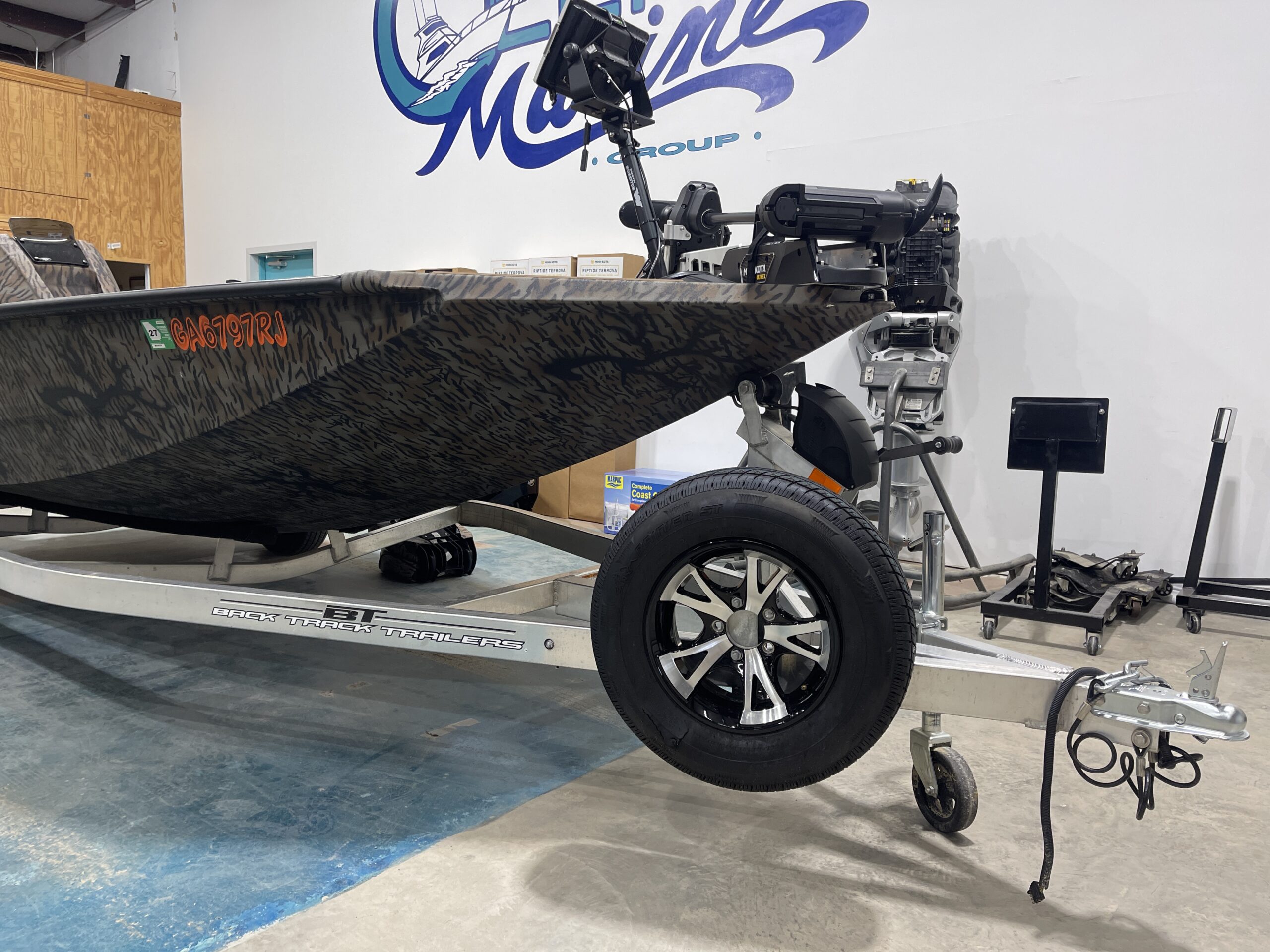 2025 18' Xpress H18 - Ocean Marine Boats